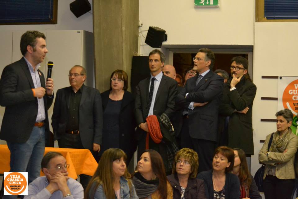 Pubblico numeroso e molti politici alla serata di presentazione di ...